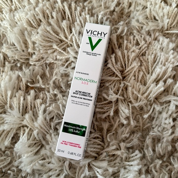 Vichy | Skincare | New Vichy Normaderm Phytoaction Sos Acne Rescue Spot ...